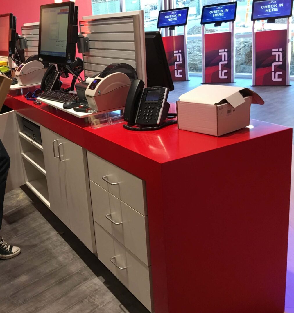 Entertainment, Hospitality & Retail – LRB Millwork & Casework, Inc